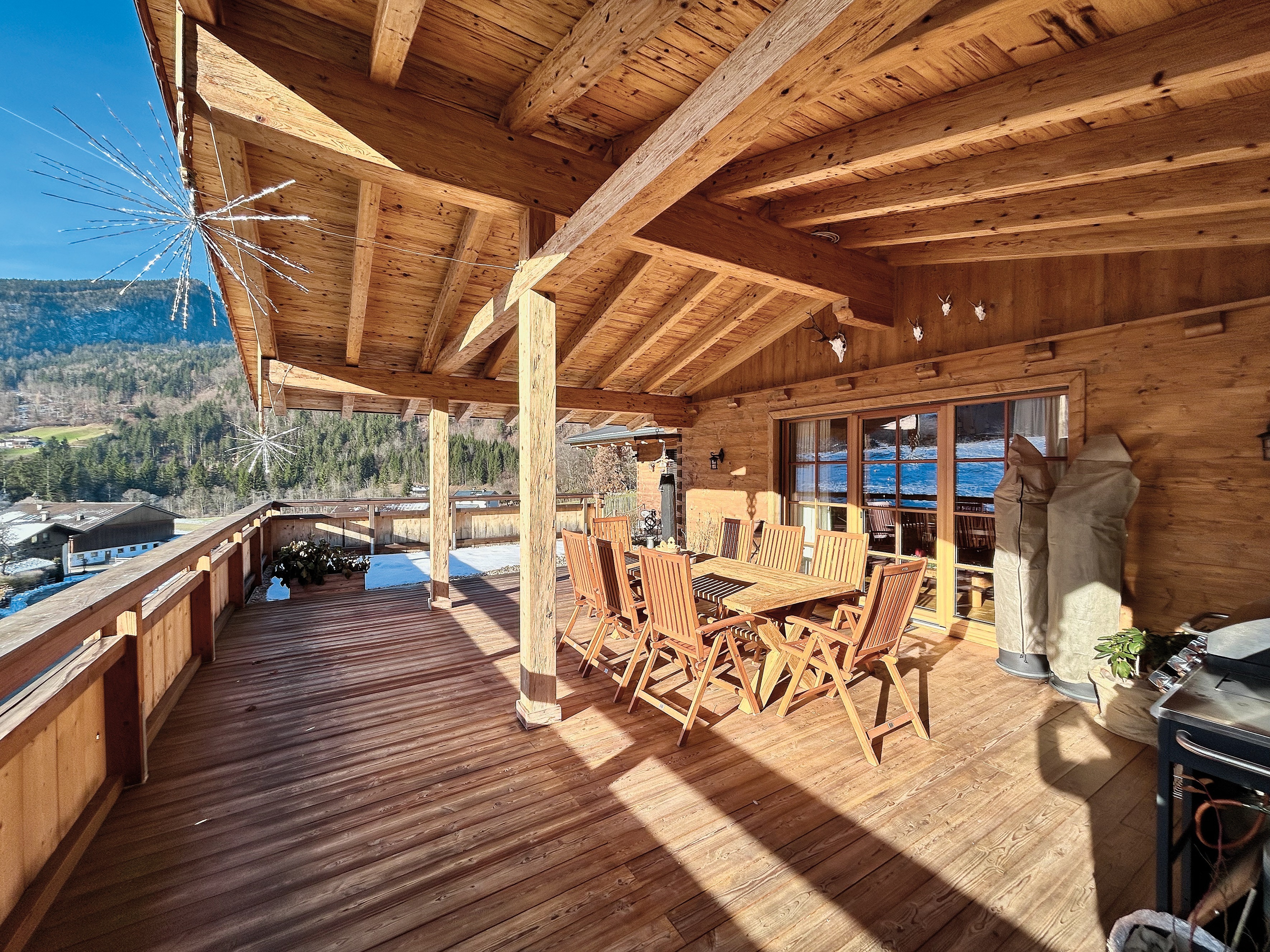 Erfüllen Sie sich Ihren persönlichen Lebens(t)raum im Alpen-Chalet-Stil ...